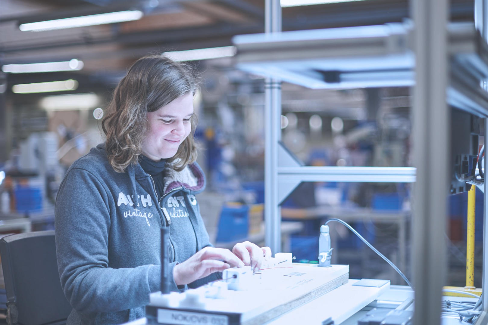 WAAK | Works great. Since 1965.